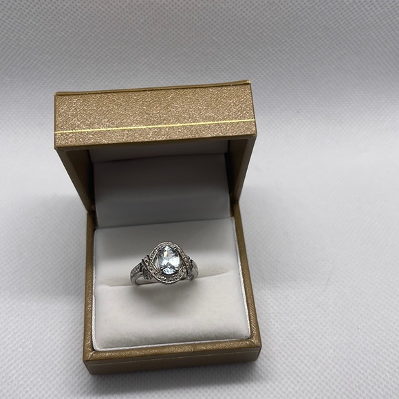 Jewelry | 1k Ring With Genuine Diamonds | Poshmark